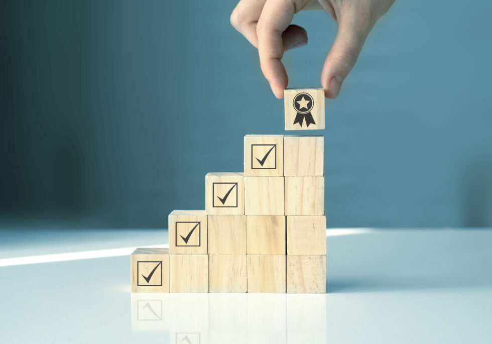 Unternehmen - EKRO - Gemeinsam sicher nach oben®